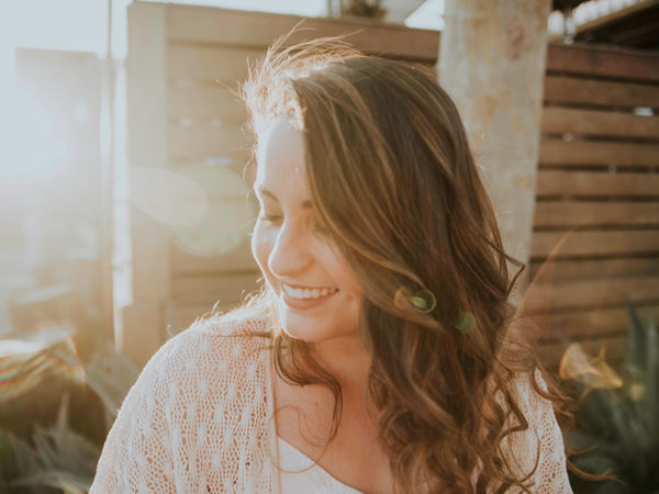 Alone vs. Lonely: 6 Differences Every Single Should Know