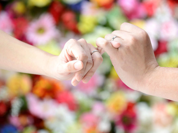 What Does a Promise Ring Mean and Is It Right for You?